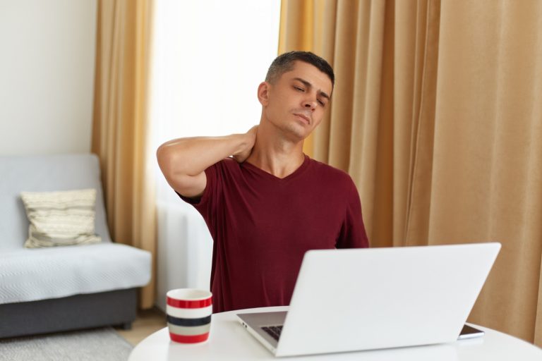 How To Fix Bad Neck Posture: Chiropractor-Approved Stretches and ...